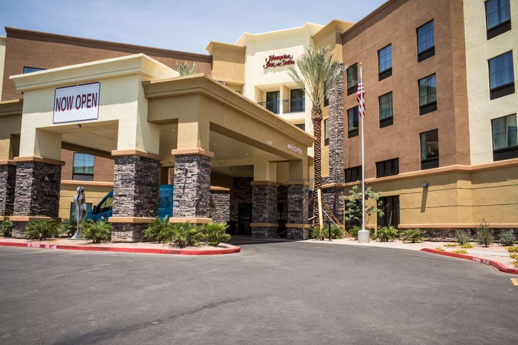 HAMPTON INN & SUITES TEMPE/PHOENIX AIRPORT