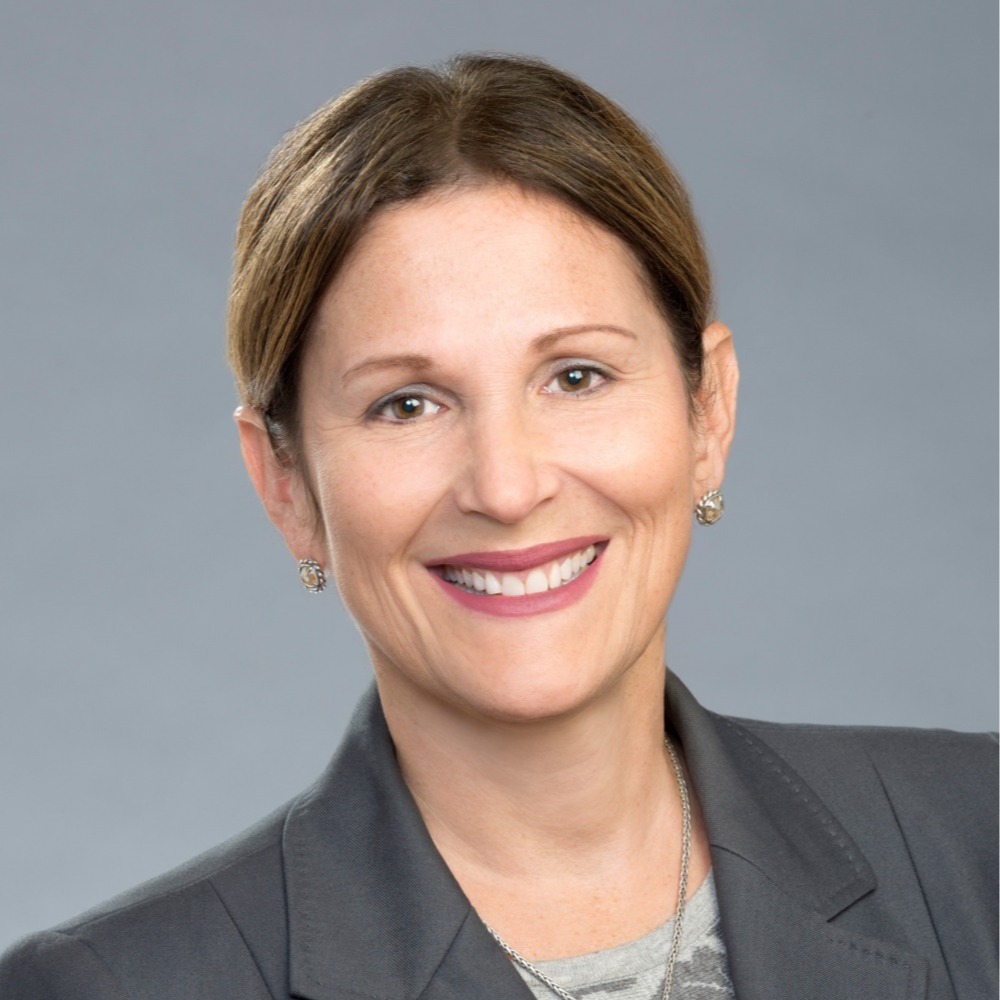 Angela Fernandez - Private Bank in Tampa, FL