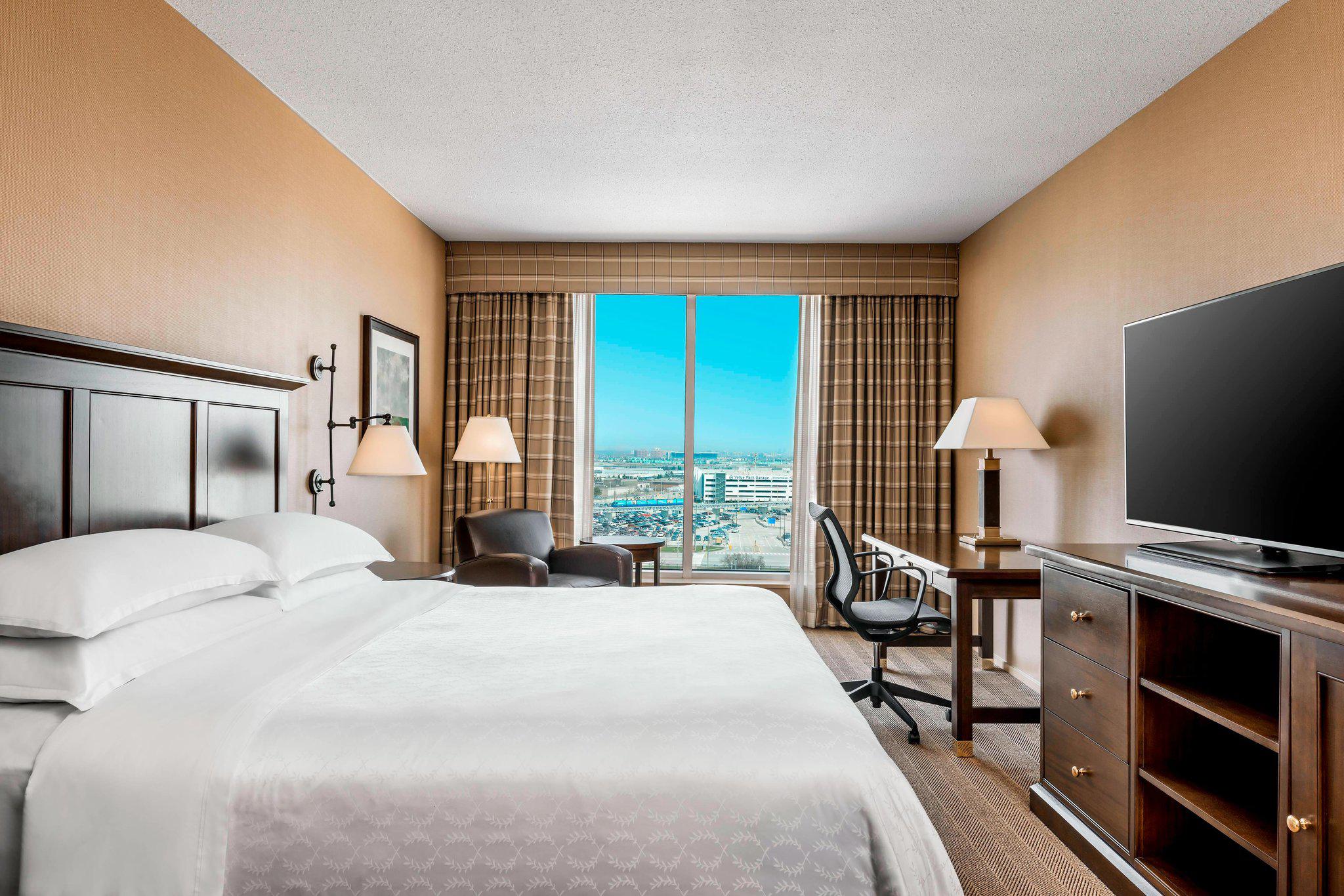 Sheraton Gateway Hotel in Toronto International Airport | Toronto ...