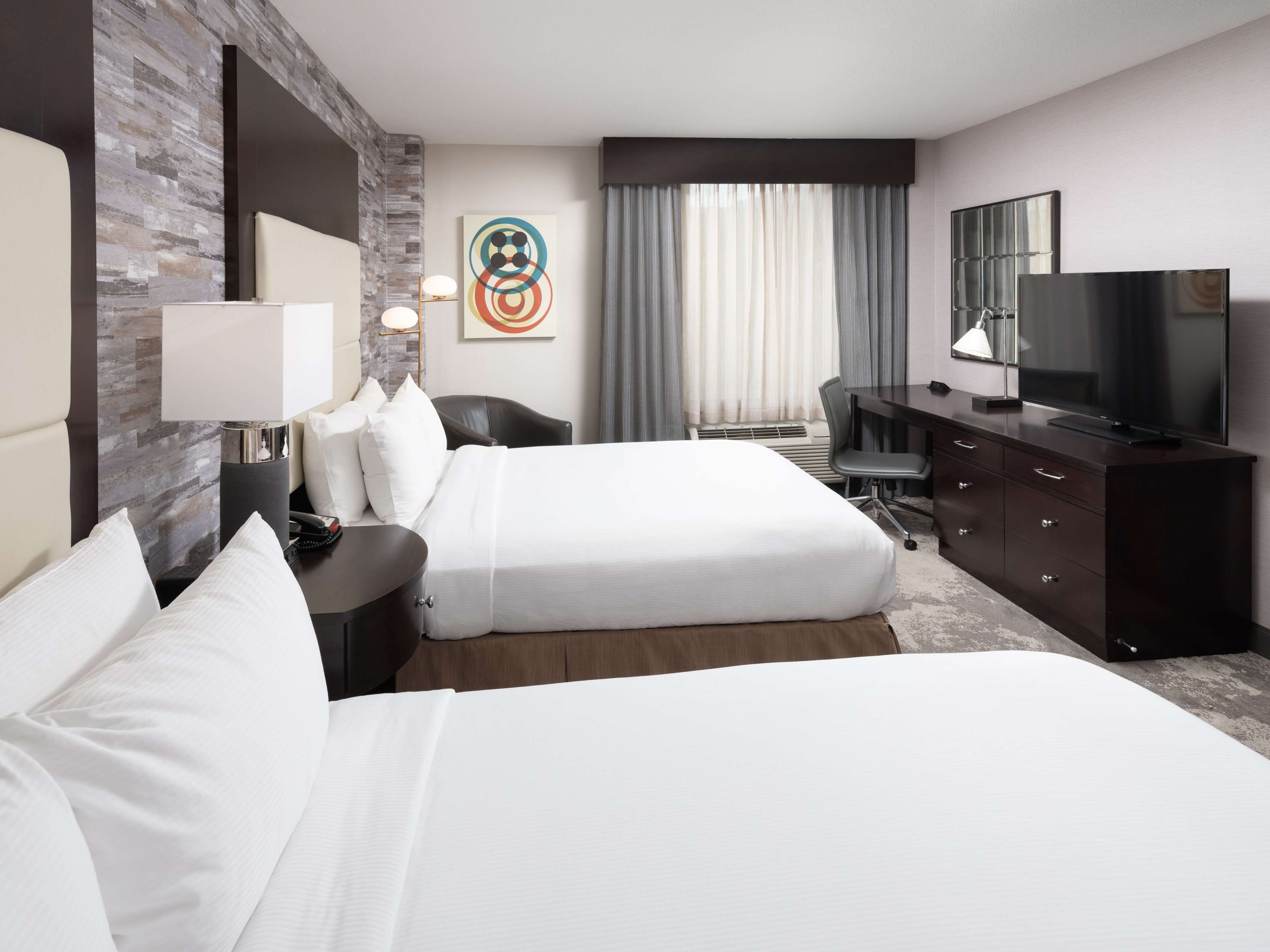 DoubleTree by Hilton Hotel Chattanooga Downtown - Chattanooga, TN ...