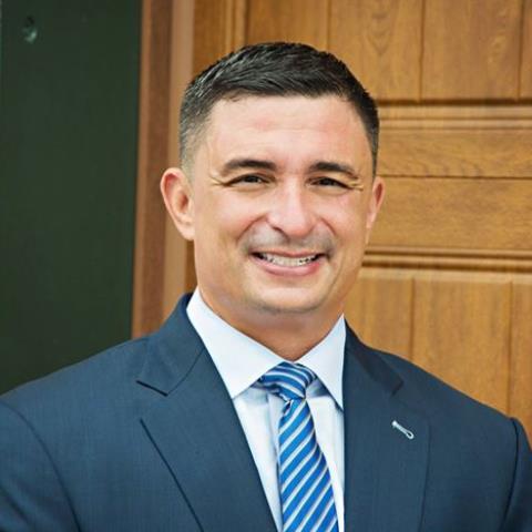 Marcus Hernandez - Financial Advisor in Blue Bell, PA 19422 | Merrill