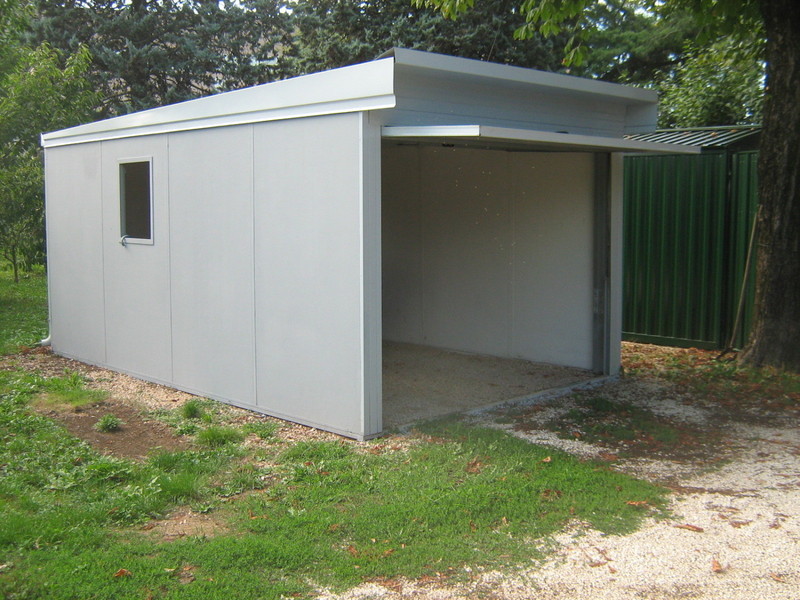 EUROBOX DI PEROTTA GIULIANO - BOX AUTO PREFABBRICATI E CASETTE