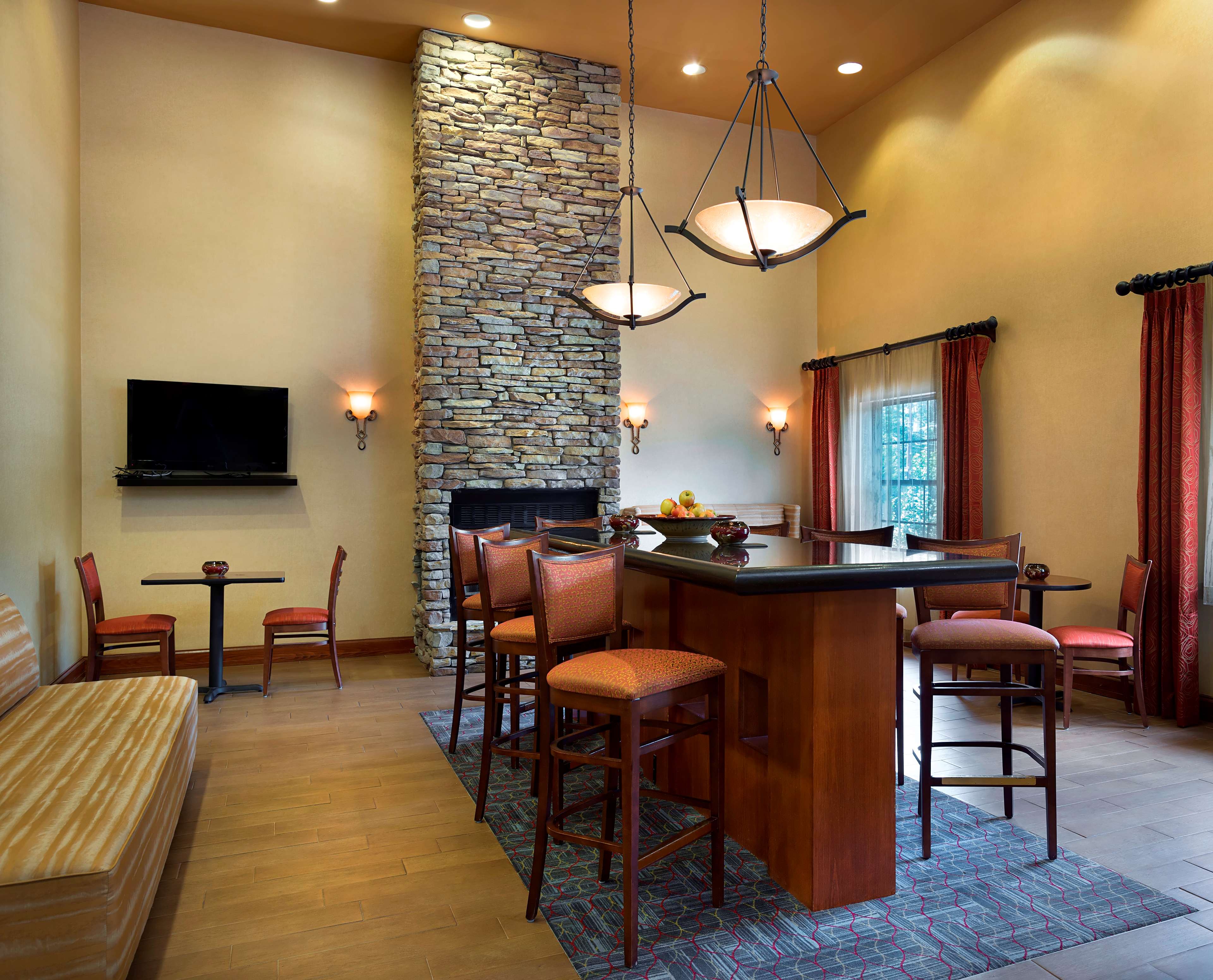 Hampton Inn Helen, 147 Unicoi Street, Helen, GA, Hotels & Motels - MapQuest