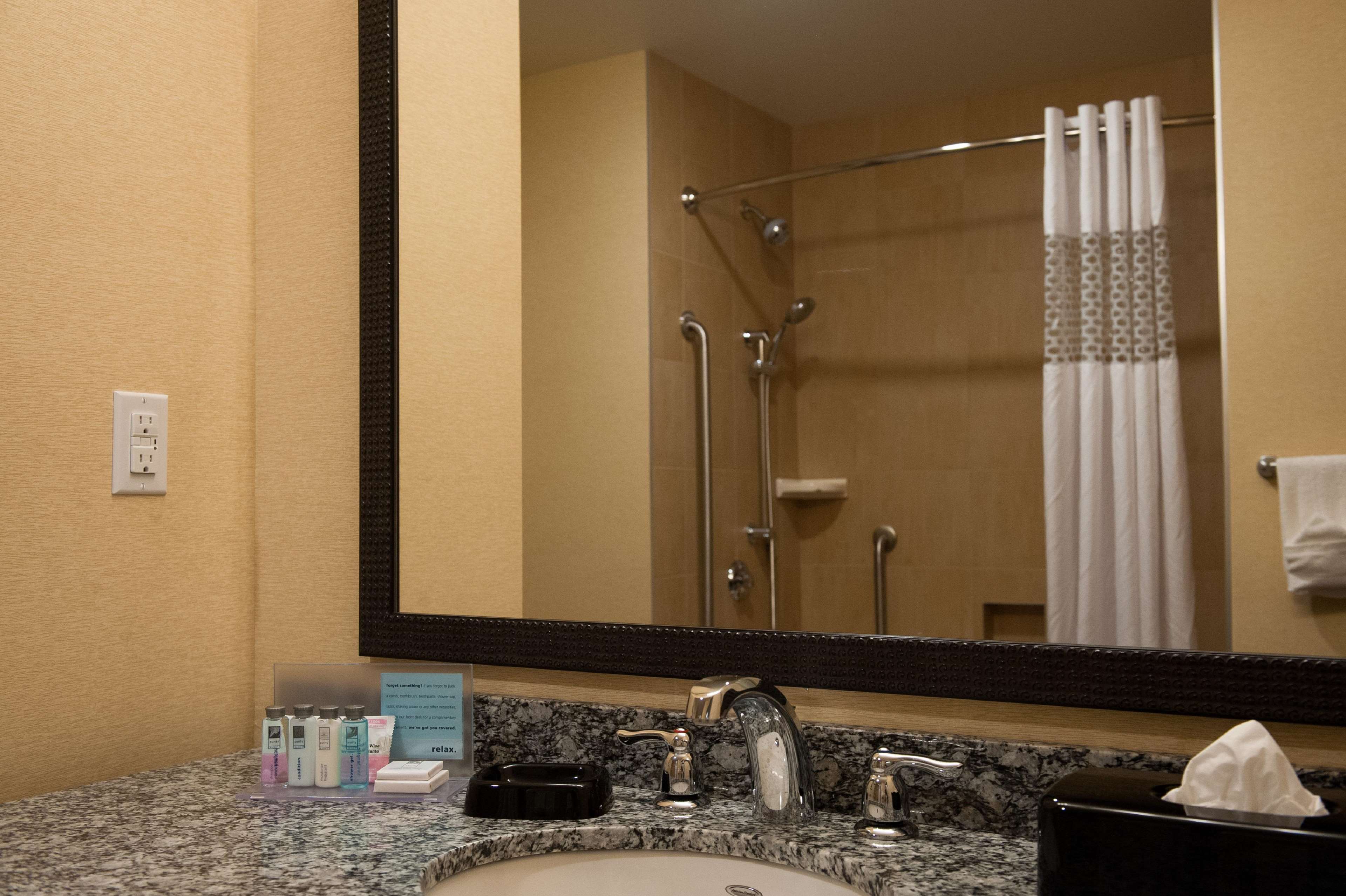 Hampton Inn by Hilton Chilliwack, Chilliwack BC | Ourbis