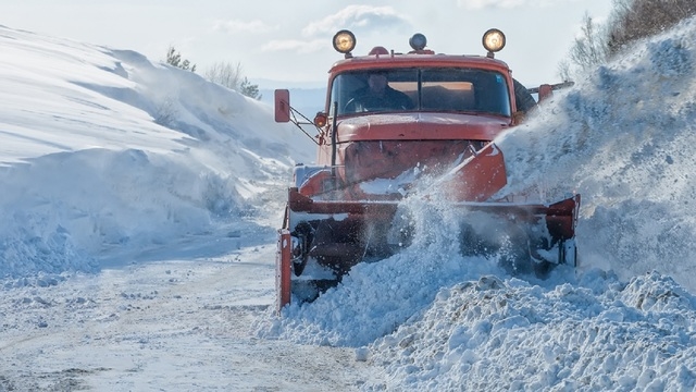Ice Road Gritters Ltd - Cleaning Contracting Domestic in SL6 3SU - 192.com