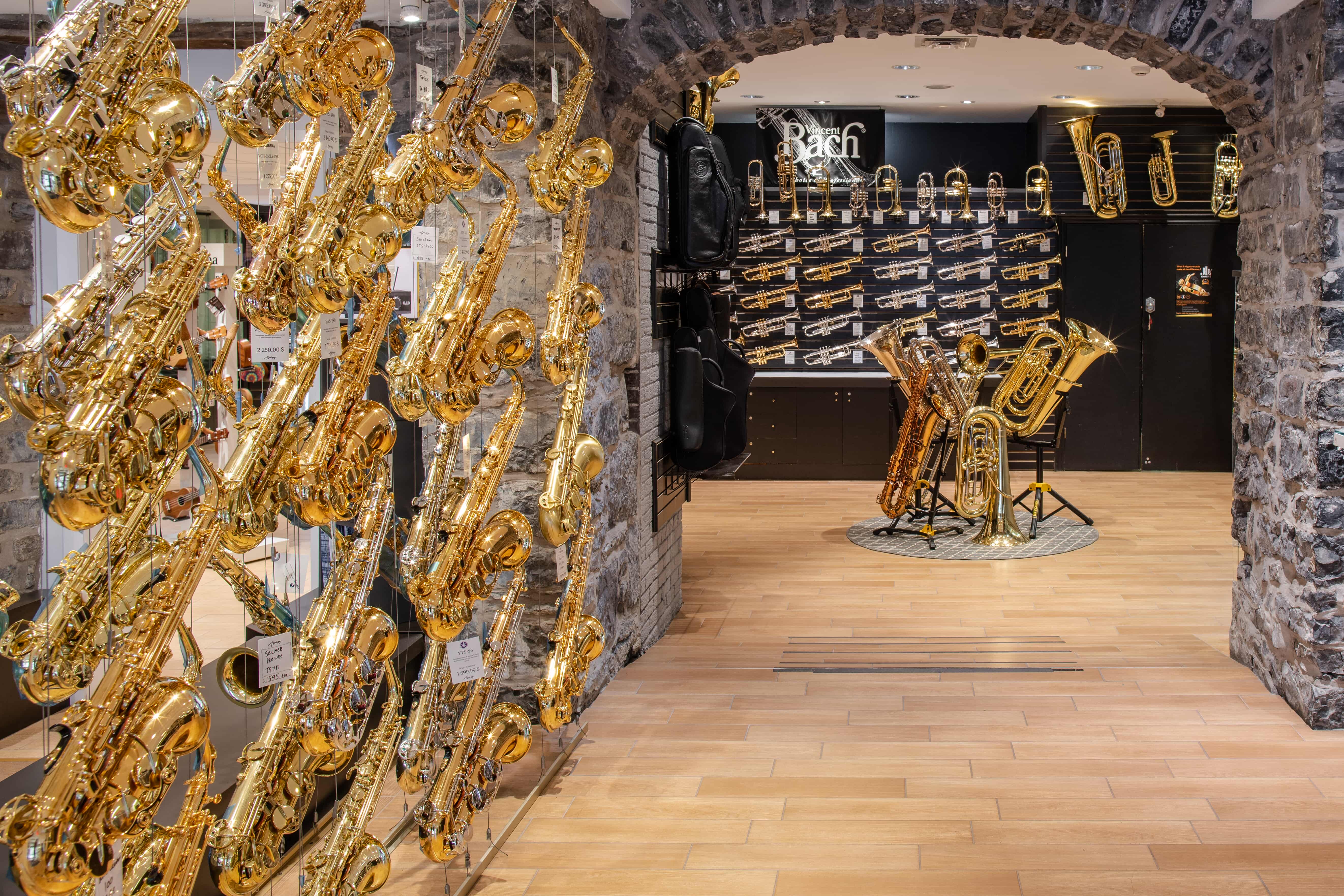 Twigg Musique Montréal | Musical Instrument Stores