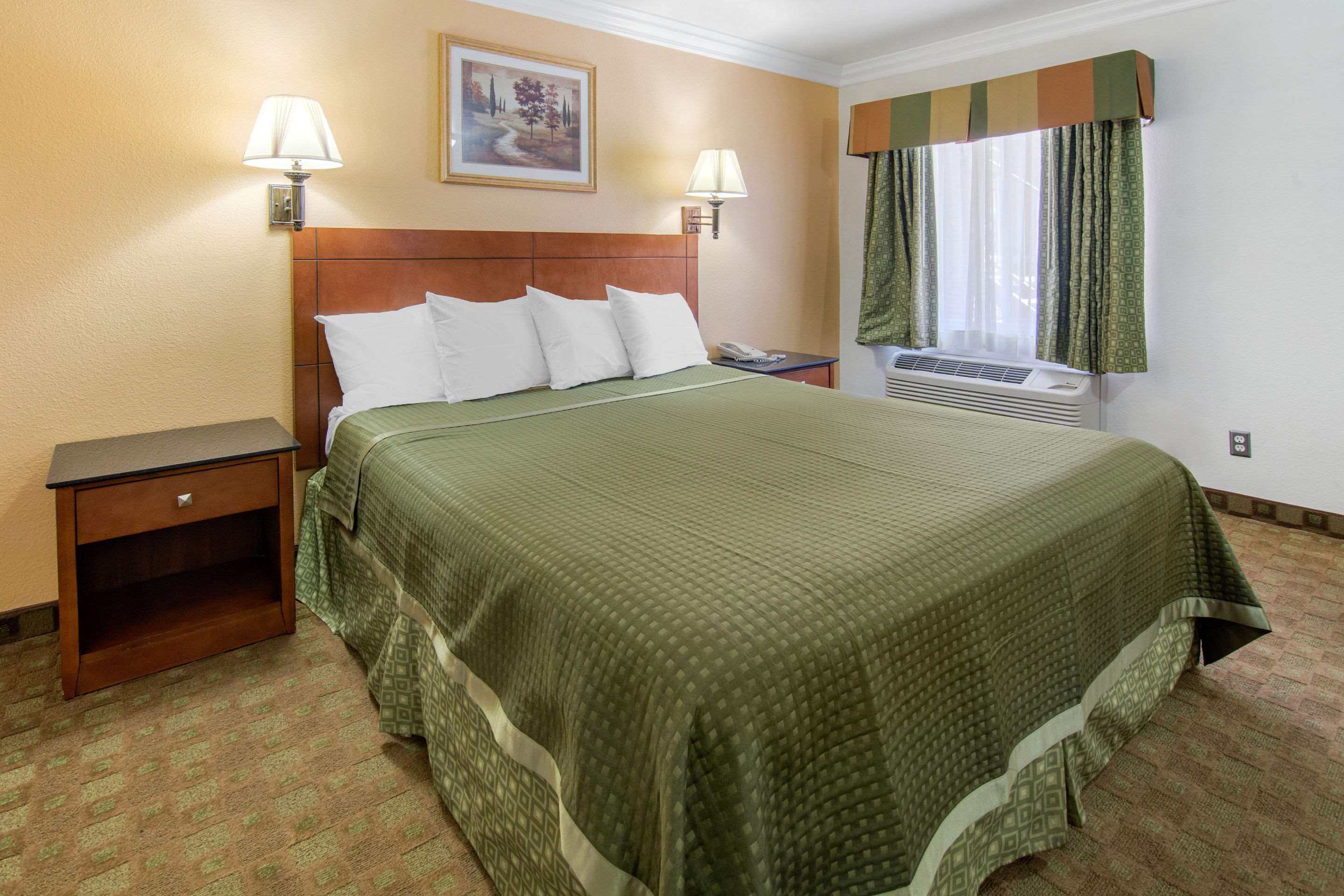 RODEWAY INN ADELANTO US 395