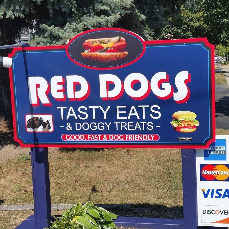 Red Dogs Sandwiches - Hot Dog Stand - Richmond, IL 60071
