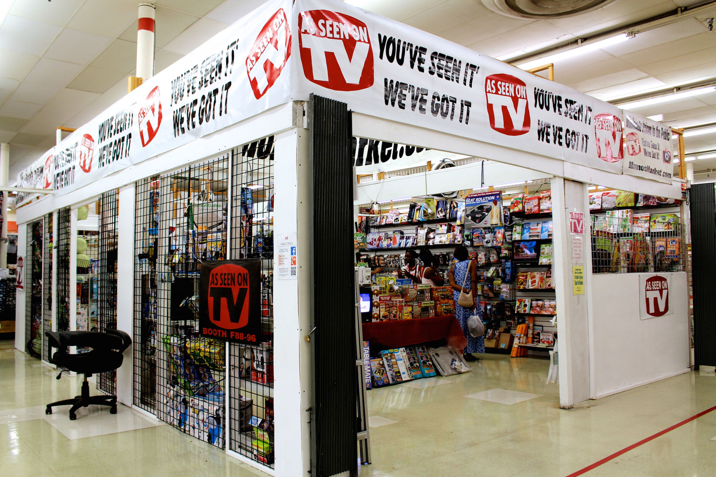 Magic Mall Plaza - Orlando, FL - Business Profile