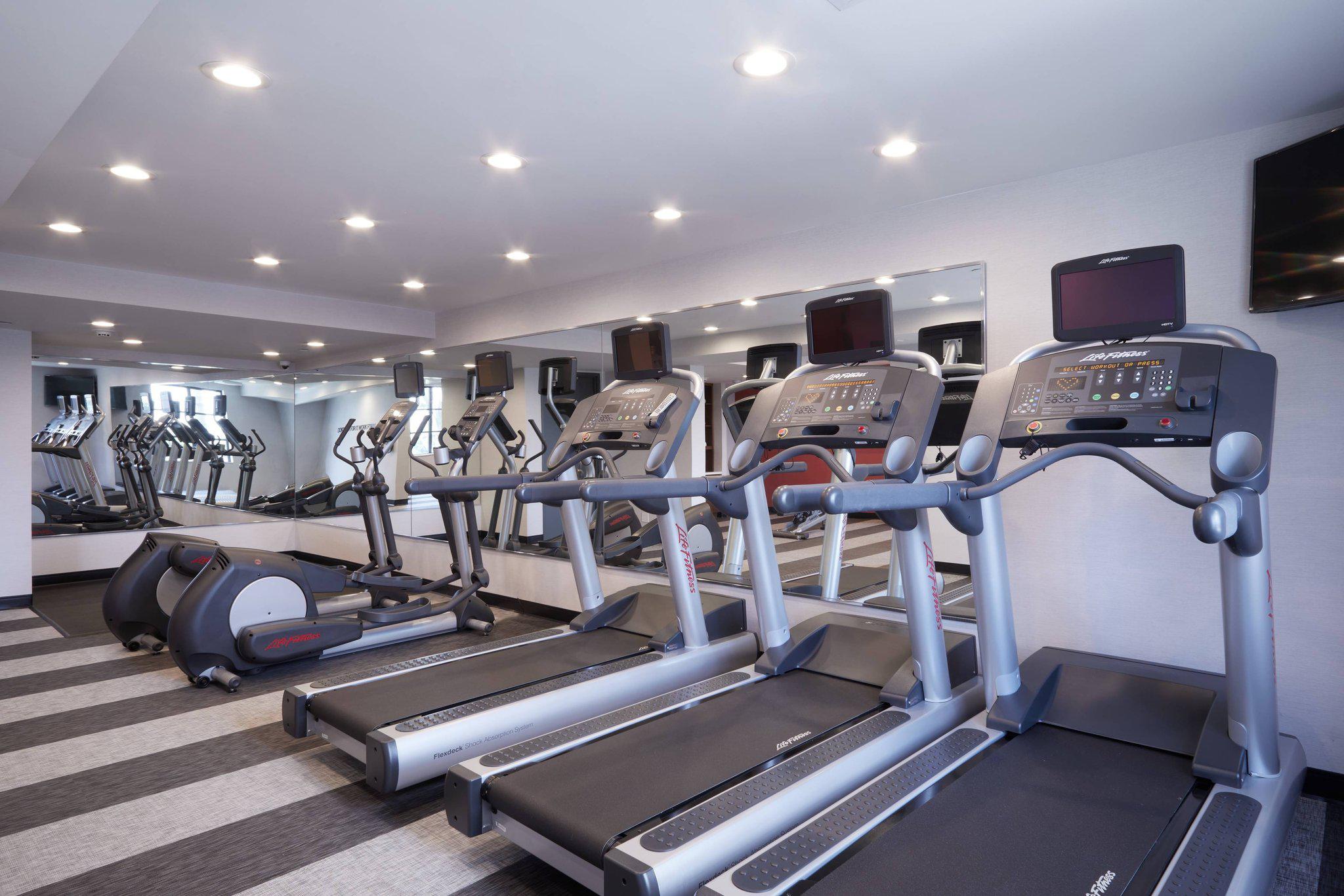 Fairfield Inn & Suites by Marriott Camarillo - Camarillo, CA - Company ...